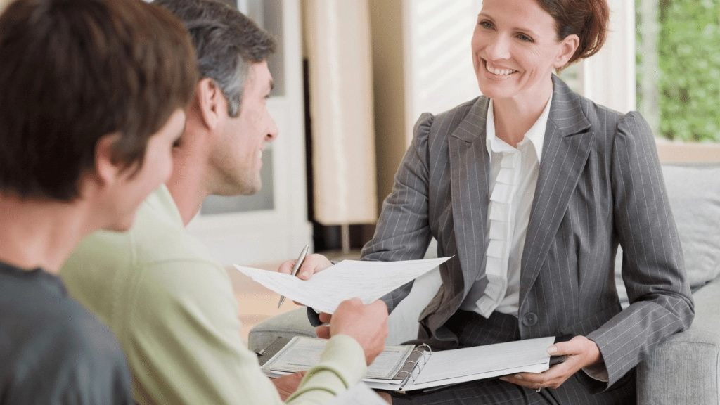 The Campus Advisor Ranks Melbourne as The Best Student City | AECC